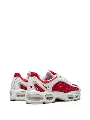 Nike X Supreme Air Max Tailwind 4 Sneakers - Red