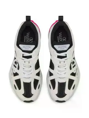 Valentino Garavani Vlogo Easyjog Sneakers - White