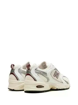 NEW BALANCE 530 Sneakers - Neutrals