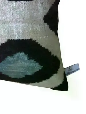 LES-OTTOMANS Jacquard Silk Velvet-blend Cushion - Black