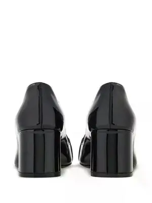 FERRAGAMO Leather Pumps - Black