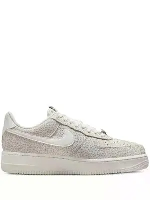 Nike Force 1 '07 Sneakers