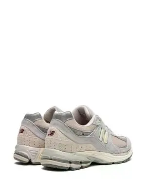 NEW BALANCE 2002r Lunar New Year Sneakers - Grey