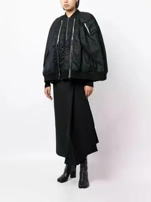 Noir Kei Ninomiya Zipped Padded Cape - Black