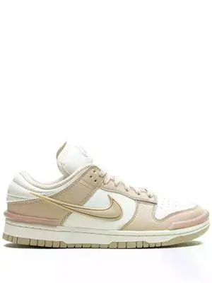 Nike Nike Dunk Low Twist Sanddrift Sneakers Brown