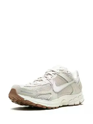 Nike Zoom Vomero Sneakers - Neutrals