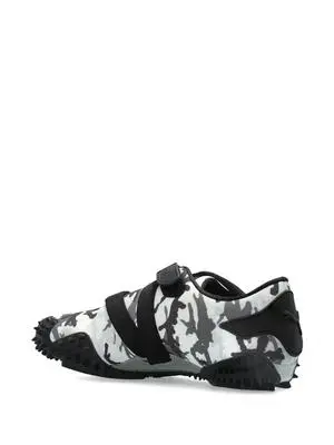 PUMA Mostro Camo Sneakers - Black