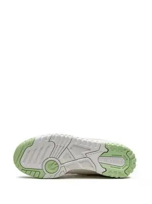 NEW BALANCE 550 Turtledove Green Aura Sneakers - Neutrals