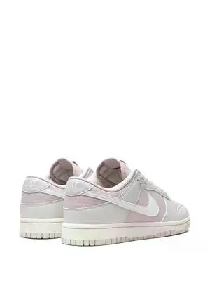Nike Dunk Low Platinum Violet Sneakers - Neutrals