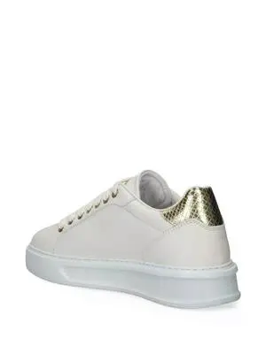 Roberto Cavalli Leather Sneakers With Gold-tone Logo Plaque - Neutrals