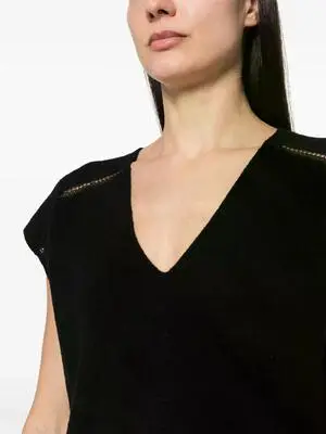 AERON Hybrid V-neck Top