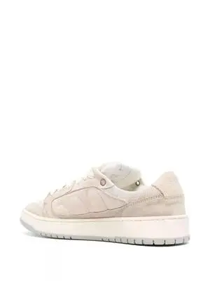 SANTHA Low-top Sneakers