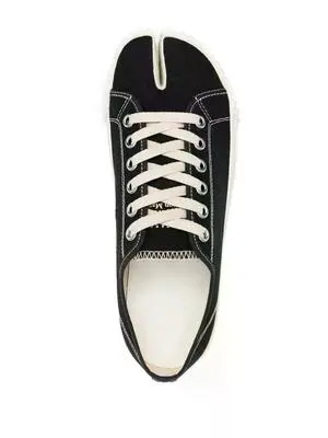 MAISON MARGIELA Tabi Low-top Sneakers