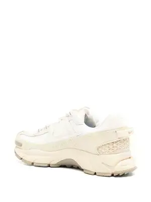 Nike Vomero Roam Sneakers - Neutrals