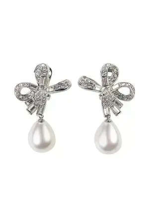 KENNETH JAY LANE Pearl And Crystal Bow Earrings - Silver