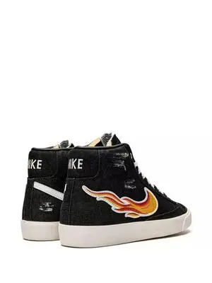 Nike Blazer Mid '77 Cleveland Rocks Sneakers - Black
