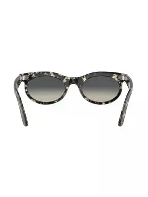 Ray-ban Wayfarer Oval Sunglasses - Grey
