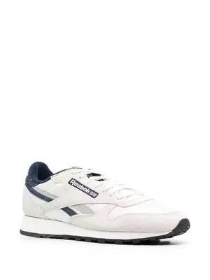 REEBOK Logo Patch Low-top Sneakers - White