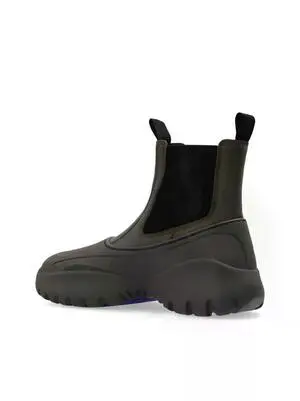 Burberry Round-toe Boots