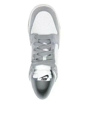 Nike Dunk Low Sneakers