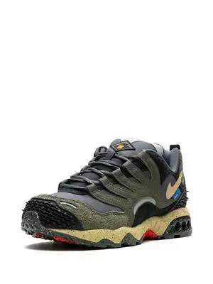 Nike X Undefeated Air Terra Humara Cargo Khaki Sneakers - Brown