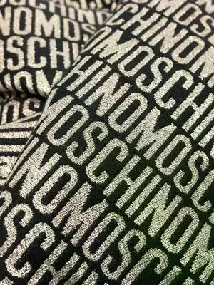 Moschino Intarsia-logo Rectangular Blanket
