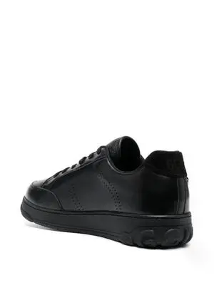 Gcds Essential Nami Low-top Sneakers