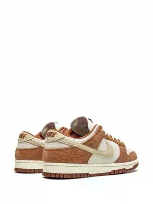 Nike Dunk Low Prm "medium Curry" Sneakers