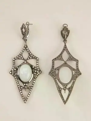 LOREE RODKIN 18kt Gold Kaleidoscope Diamond And Moonstone Earrings