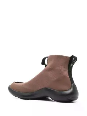 TABI FOOTWEAR High-top Sock Sneakers With Tabi Toe - Brown