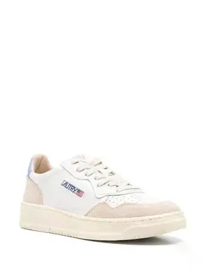 AUTRY Medalist Low Top Sneakers - White