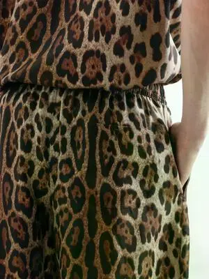 Dolce & Gabbana Animalier Print Knee-length Shorts