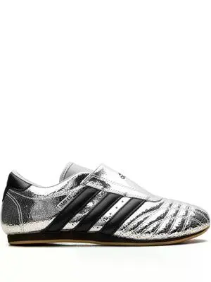Adidas Originals -tone Slip-on Sneakers