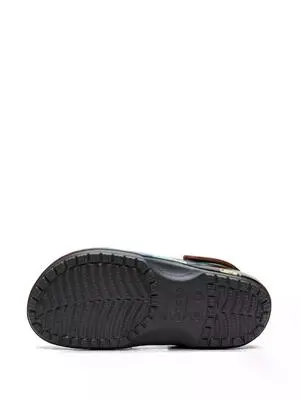 CROCS Graphic Clogs