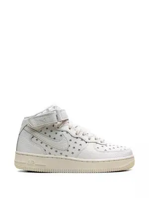 Nike Force 1 Mid Cut Out Stars Sneakers