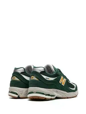 NEW BALANCE 2002r Forest Panelled Sneakers - Green