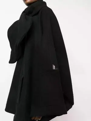 Attico Logo Plaque Cape