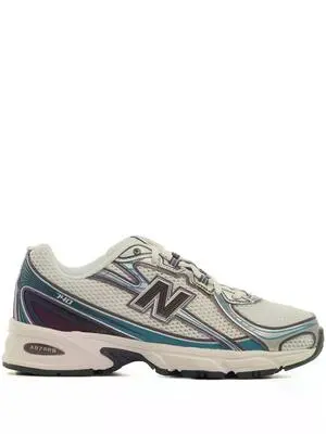 NEW BALANCE 740 Sneakers - Neutrals