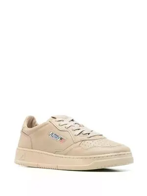 AUTRY Medalist Leather Sneakers