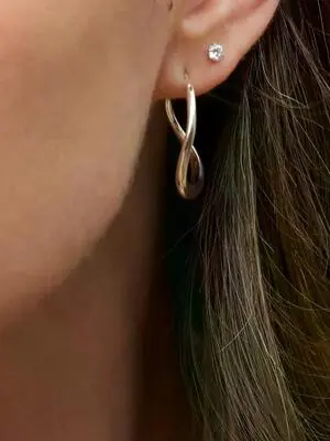 DINNY HALL Small Wave Twisted Hoop Earrings