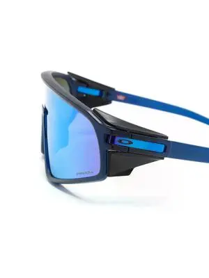 Oakley Latch™ Panel Navigator-Frame Sunglasses Blue