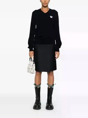 Play Comme Des Garcon V-neck Fine Knit Sweater With Heart Embroidery - Blue