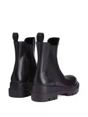 GIUSEPPE ZANOTTI Logo Plaque Chelsea Boots