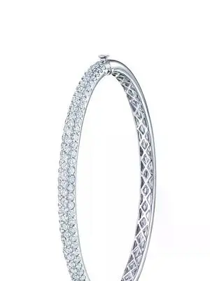 Kwiat 18kt White Gold Diamond Bangle - Silver
