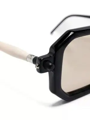 KUBORAUM P8 Sunglasses - Black
