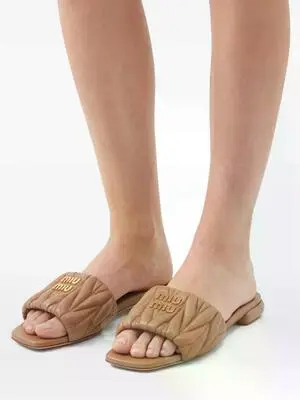 Miu Miu 10mm Logo-lettering Matelassé Slides - Brown