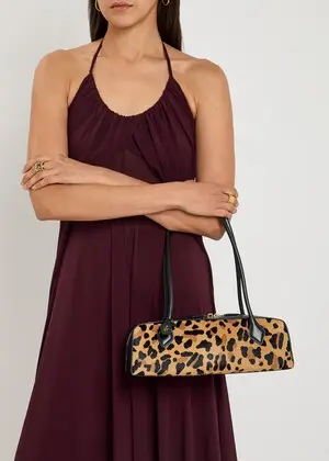 Alaïa Le Teckel Medium Leather Shoulder Bag - Leopard