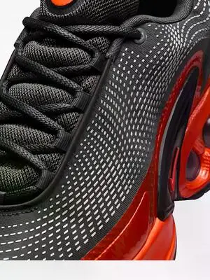 Nike Max Dn Qs Sneakers - Black