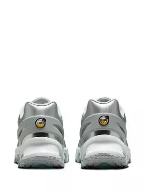 Nike Max Dn8 "wolf" Sneakers - Grey