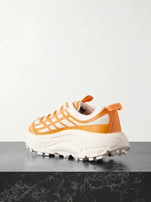 Hoka One One Hoka Mafate Three2 Sneakers